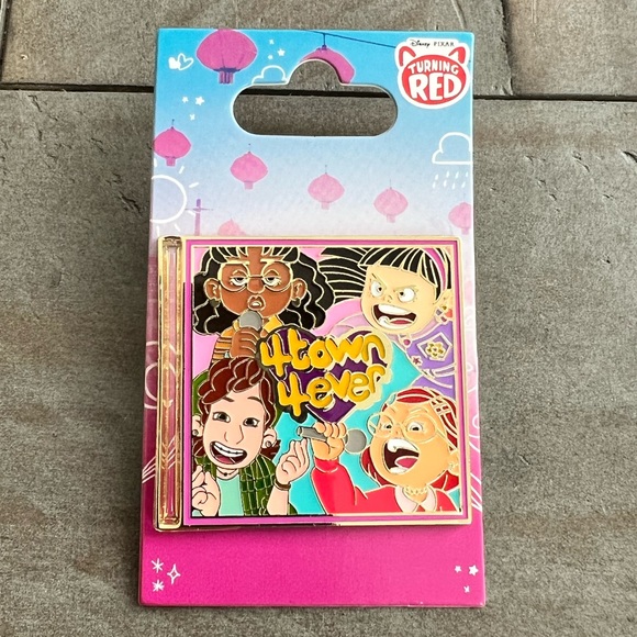 Disney | Jewelry | Disney Pixar Turning Red Mei Friends 4town 4ever ...